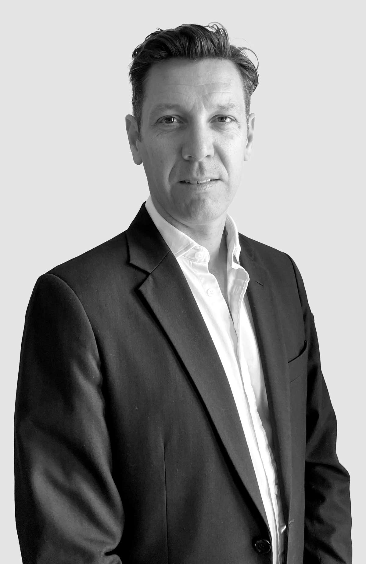 Newmark Launches Dubai Office, Appointing Stefan Burch as Regional Head of Valuation & Advisory