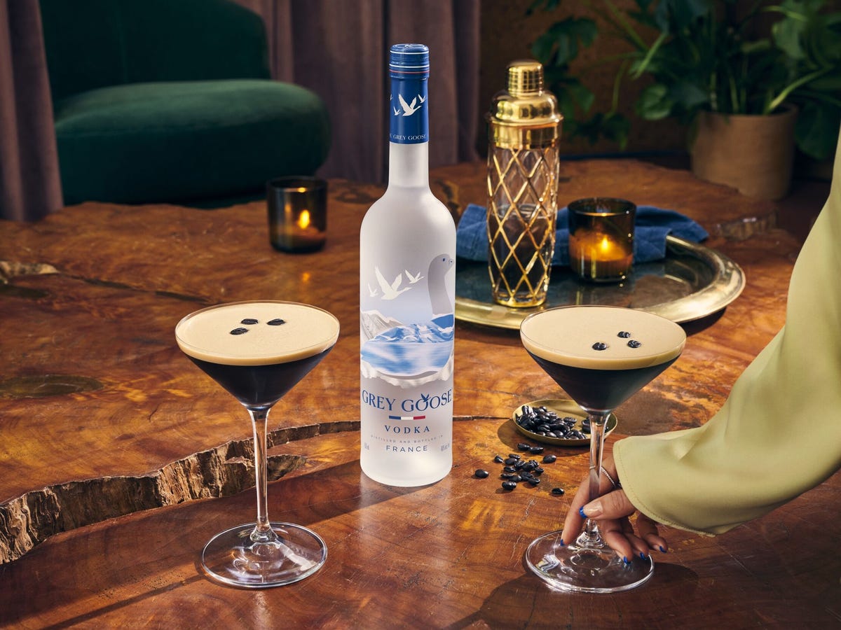 Gen Z Swaps Coffee for Cocktails